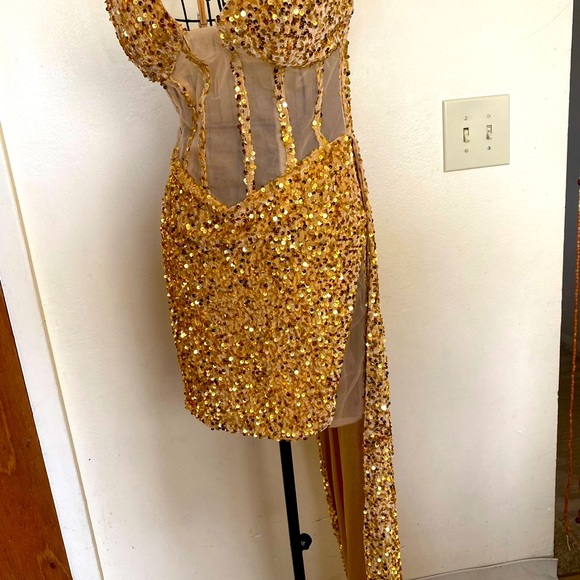 Sumintras | Dresses | Short Gold Corset Dress With Sheer Illusion And ...